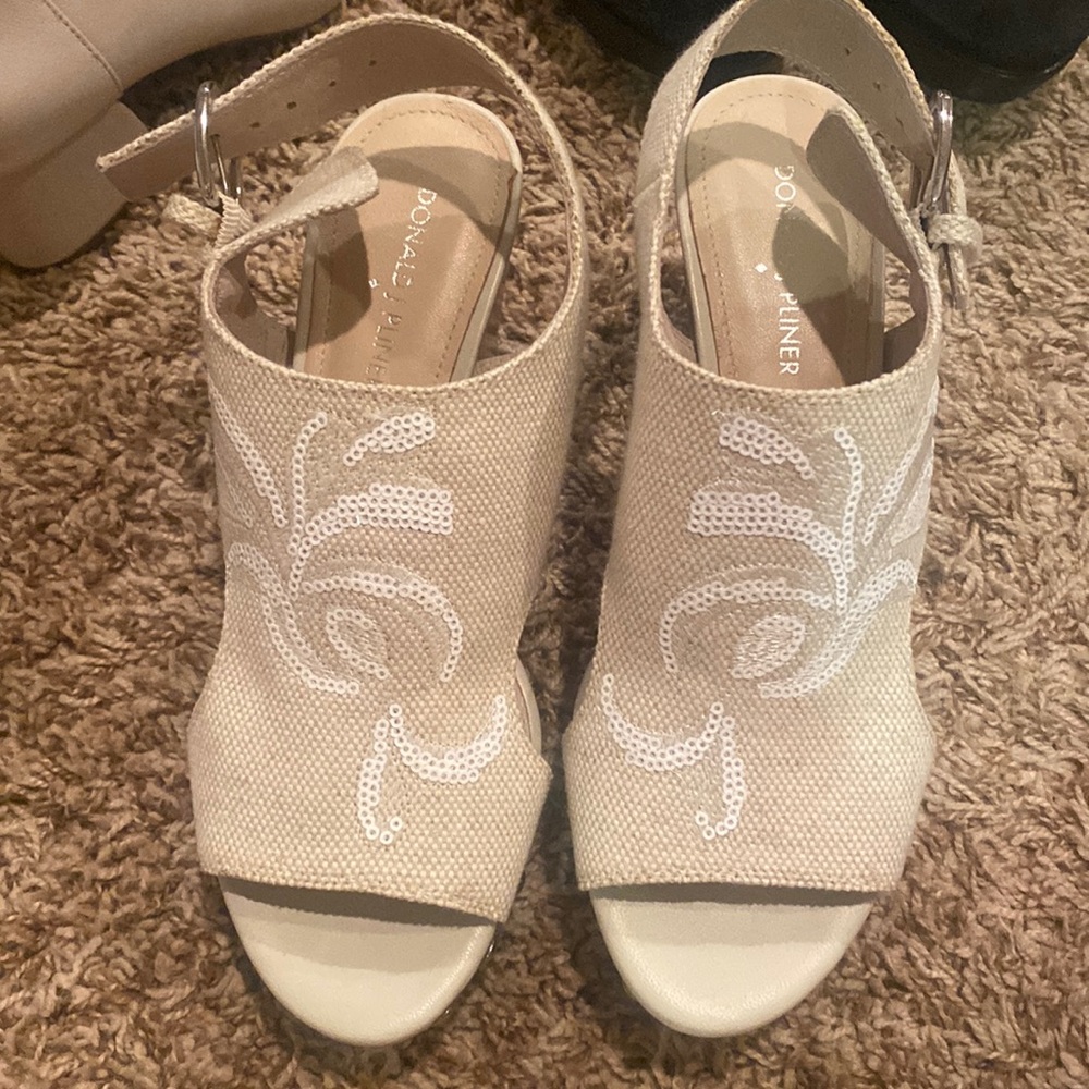 Ivory Wedge Sandals With Sequin Detail - Gem